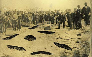 Murder by Gaslight: The Bloody Benders