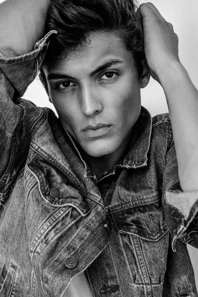 Kim Dawson Agency: 2014 Kim Dawson Model Search winner Colby Brittain ...