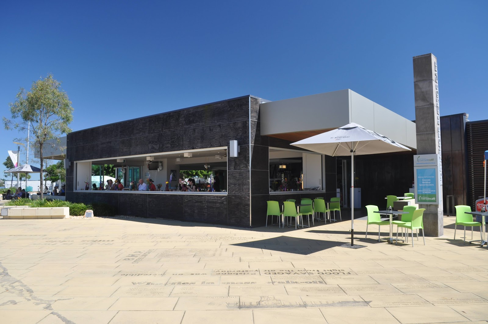 Northshore Riverside Cafe: Cafe With a View