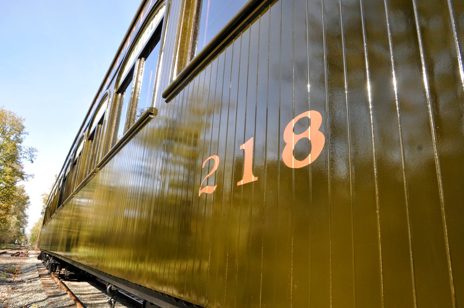 Northwest Railway Museum Blog: Lettering a coach