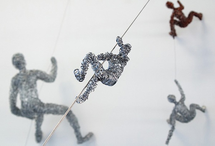 The Art Of Up-Cycling: Wire Art - Barbed Wire Art - Wire Wall Art