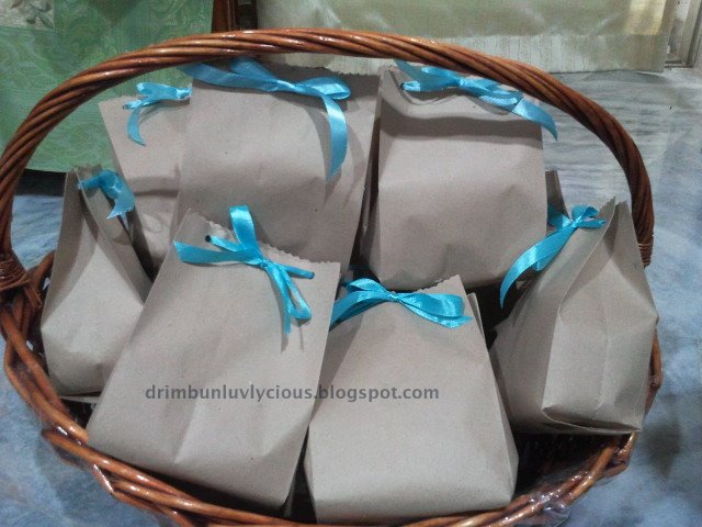 de RIMBUN LUVLYCIOUS: Brown Paper Bag- Door Gift
