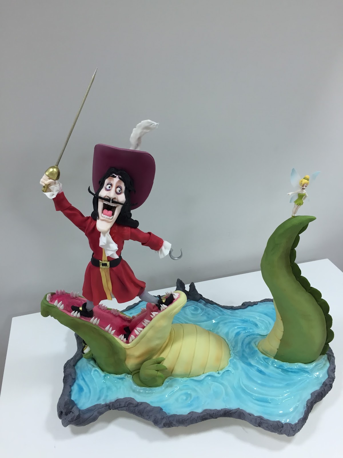 Léo Vilela Cakes: Captain Hook Fondant Cake by Léo Vilela