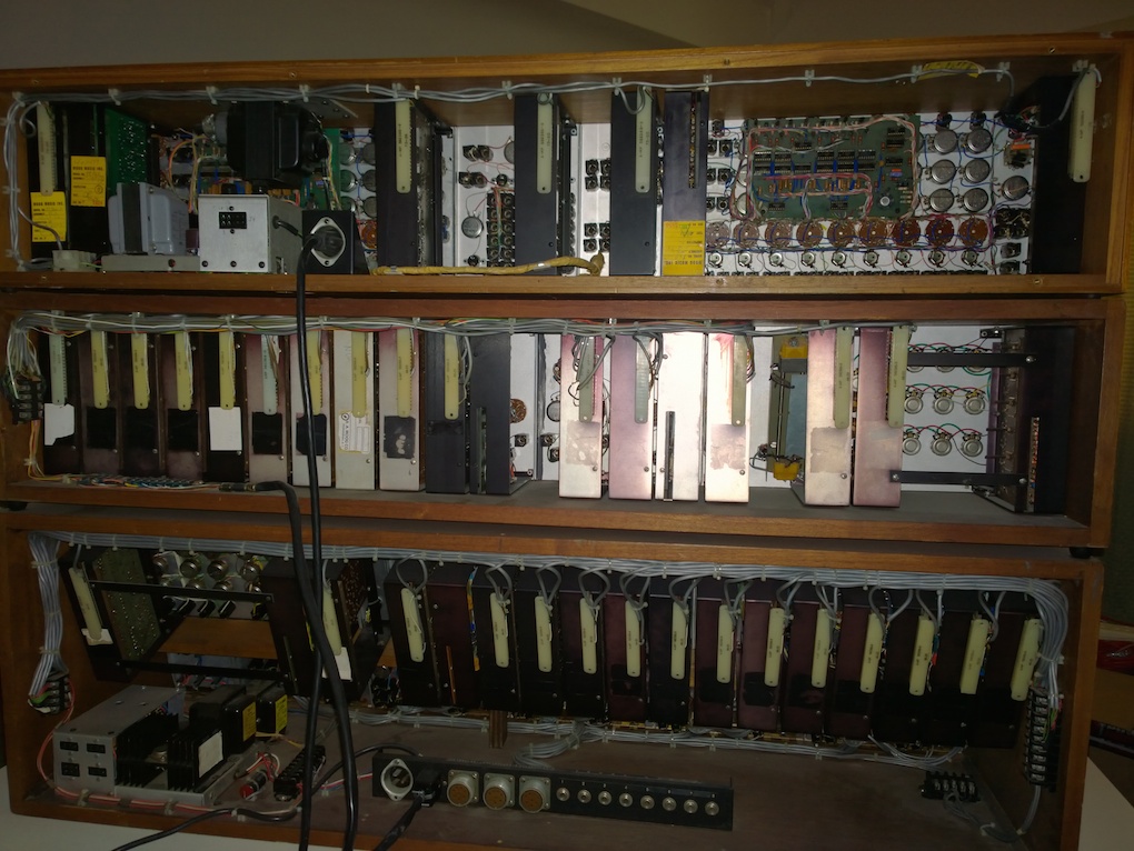 MATRIXSYNTH: Vintage Moog IIIc Modular System