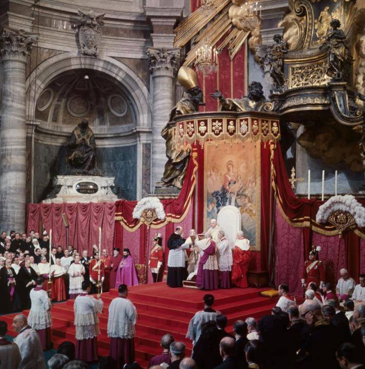 Catholica Omnia: The Papal Throne: The Good Old Days