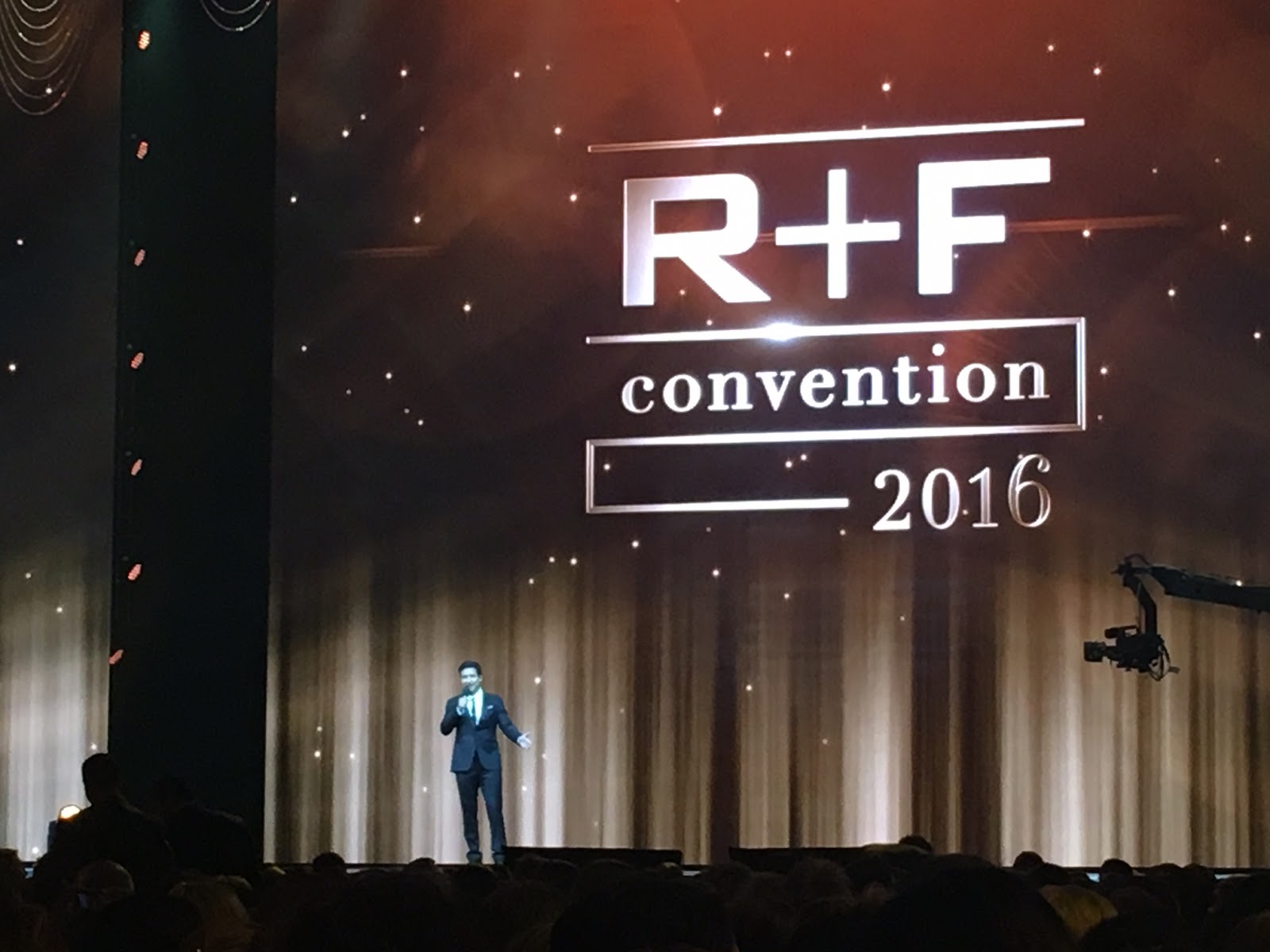 The Larson Lingo: Viva Las Vegas!