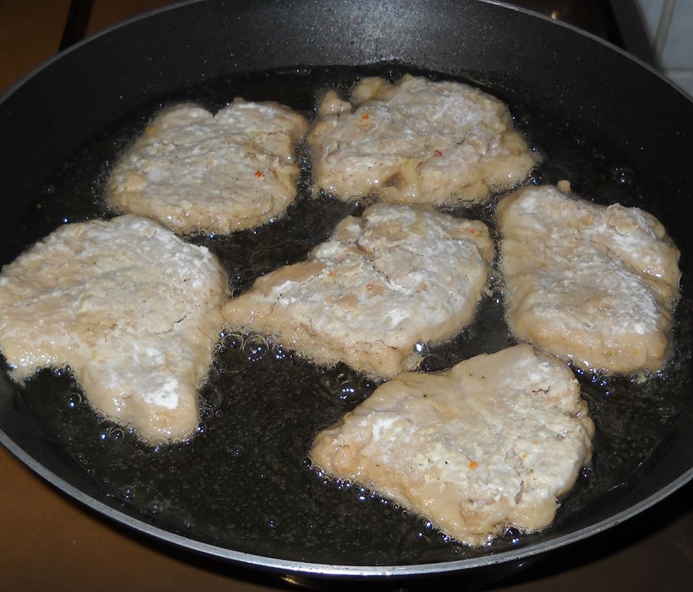 Snitele din soia(de post) - Bunătăți din bucătăria Gicuței