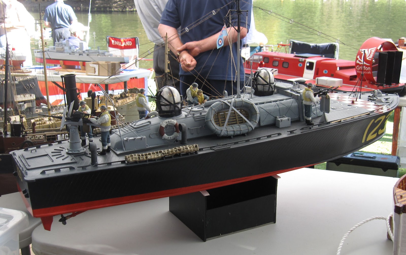 Trains and Boats and Planes: Wilton Kirklees Model Boat Show 9th Sept 2012