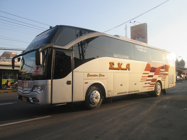 Foto bus Po.EKA double glass By morodadi | Galeri Foto Bis