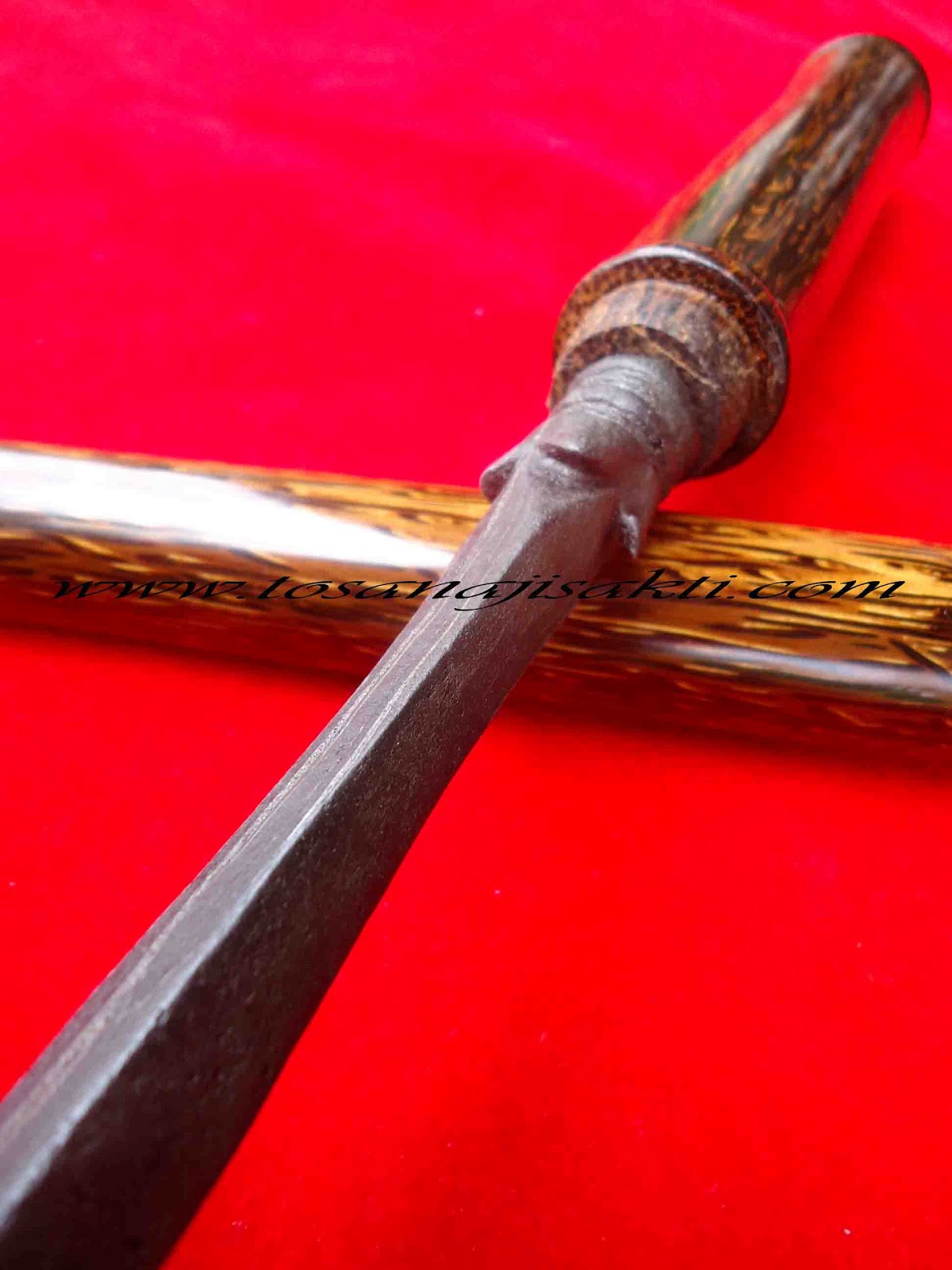 Tombak Langka Dhapur Mastaka Tangguh Mataram Pamor Adeg Sakler | Keris ...