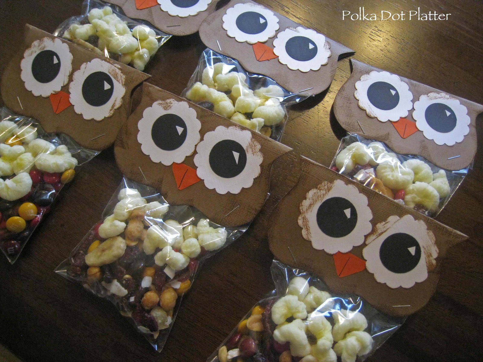 polkadotplatter: Owl Treat Bag