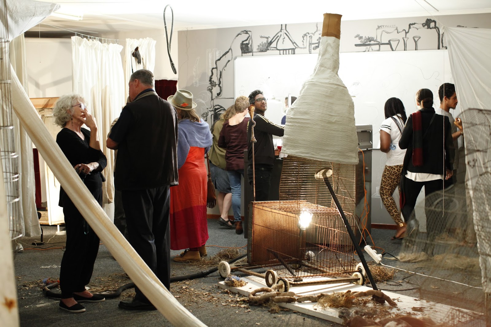 Exploring the Performative Art Object.