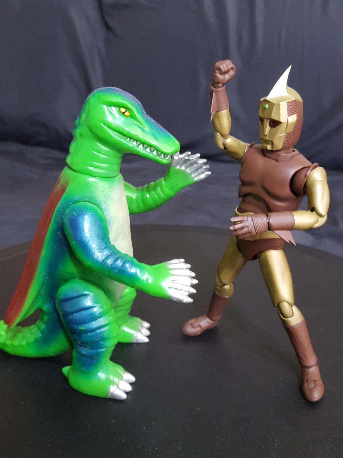 Evolution Toy HAF Spectreman