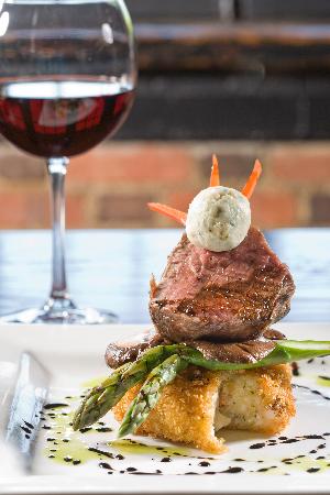 Red Coach Inn: June 2017