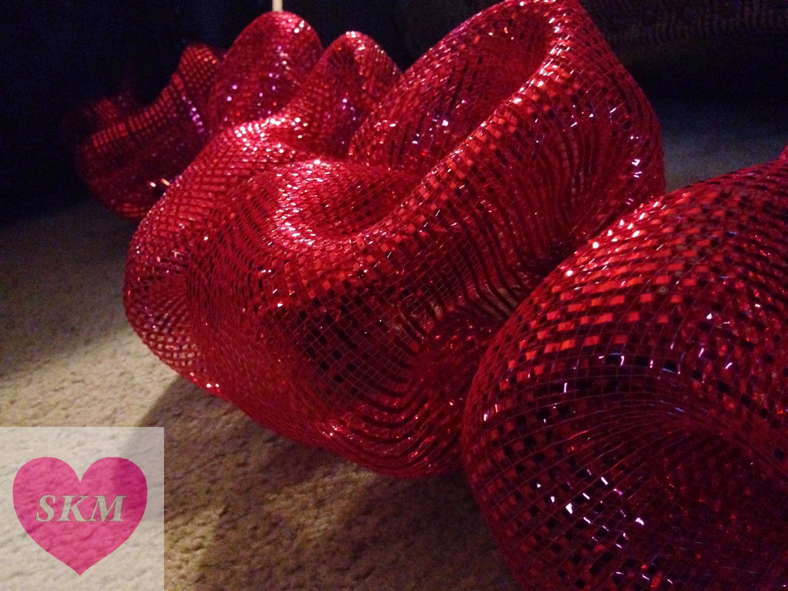 Ramble On: Deco Mesh Garland How To