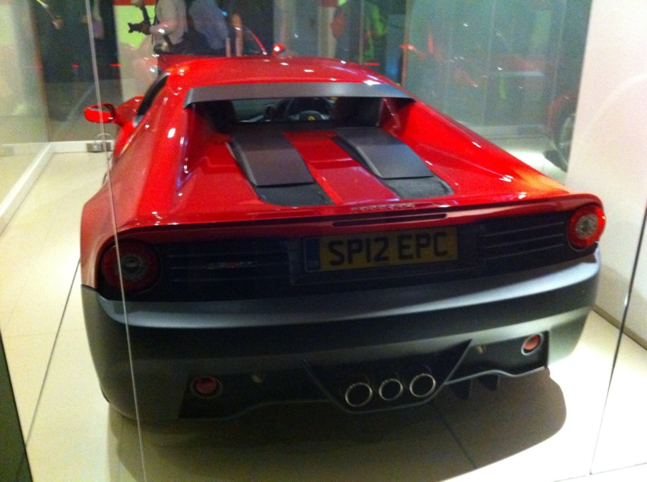 Ferrari SP12 EC para Eric Clapton - Ferrari La Ferrari.