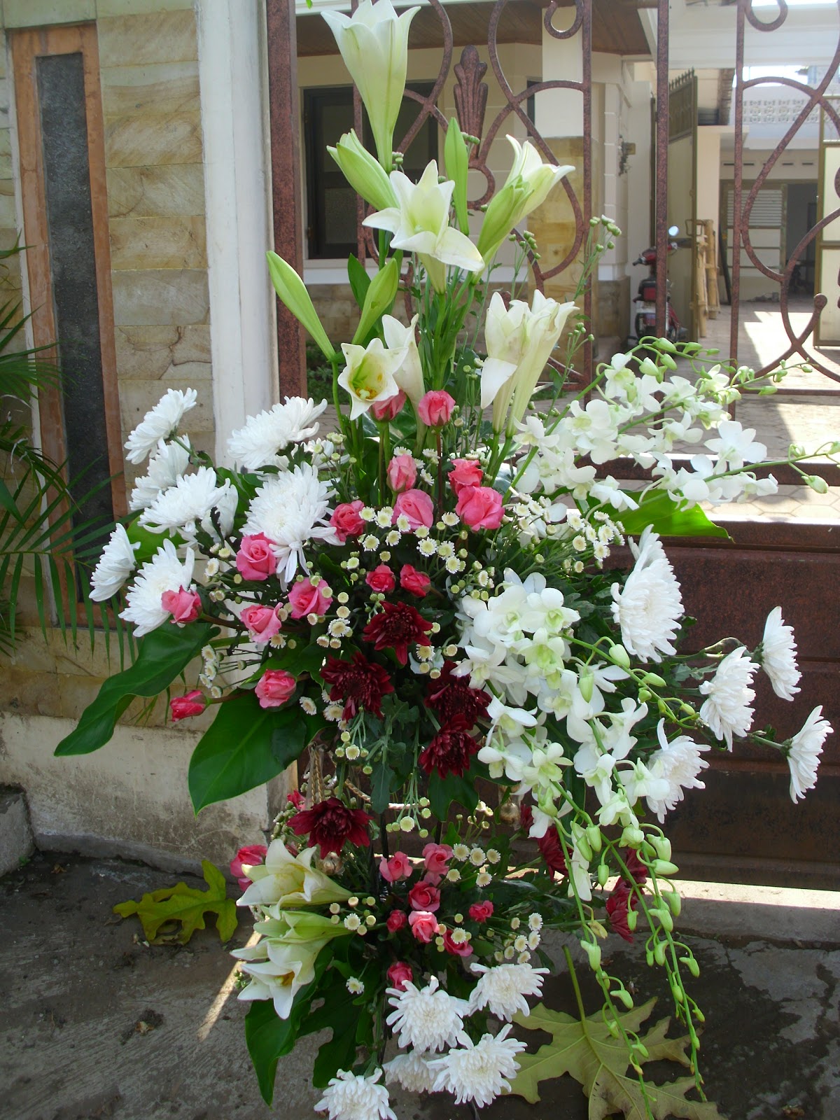 Toko Bunga Pasuruan | Florist Online 081944970885: RANGKAIAN BUNGA