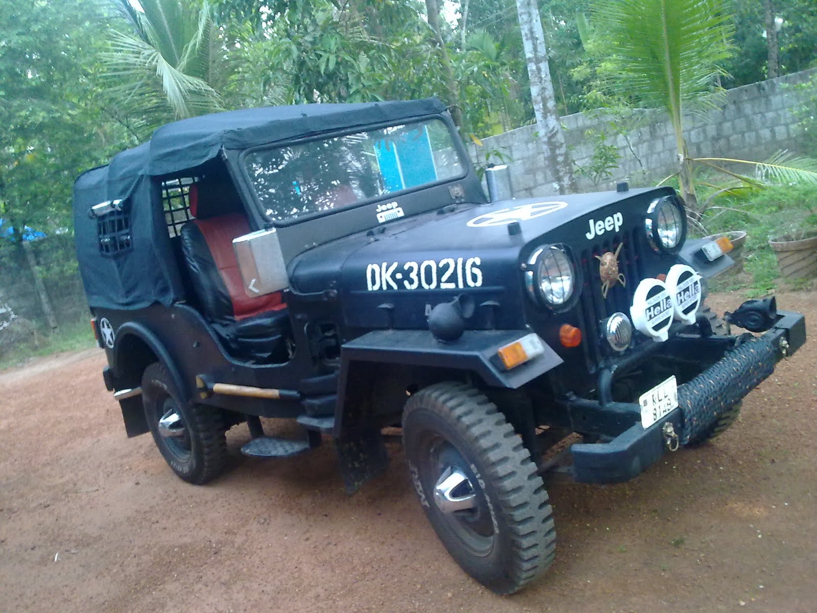Mahindra Major Jeep Modified