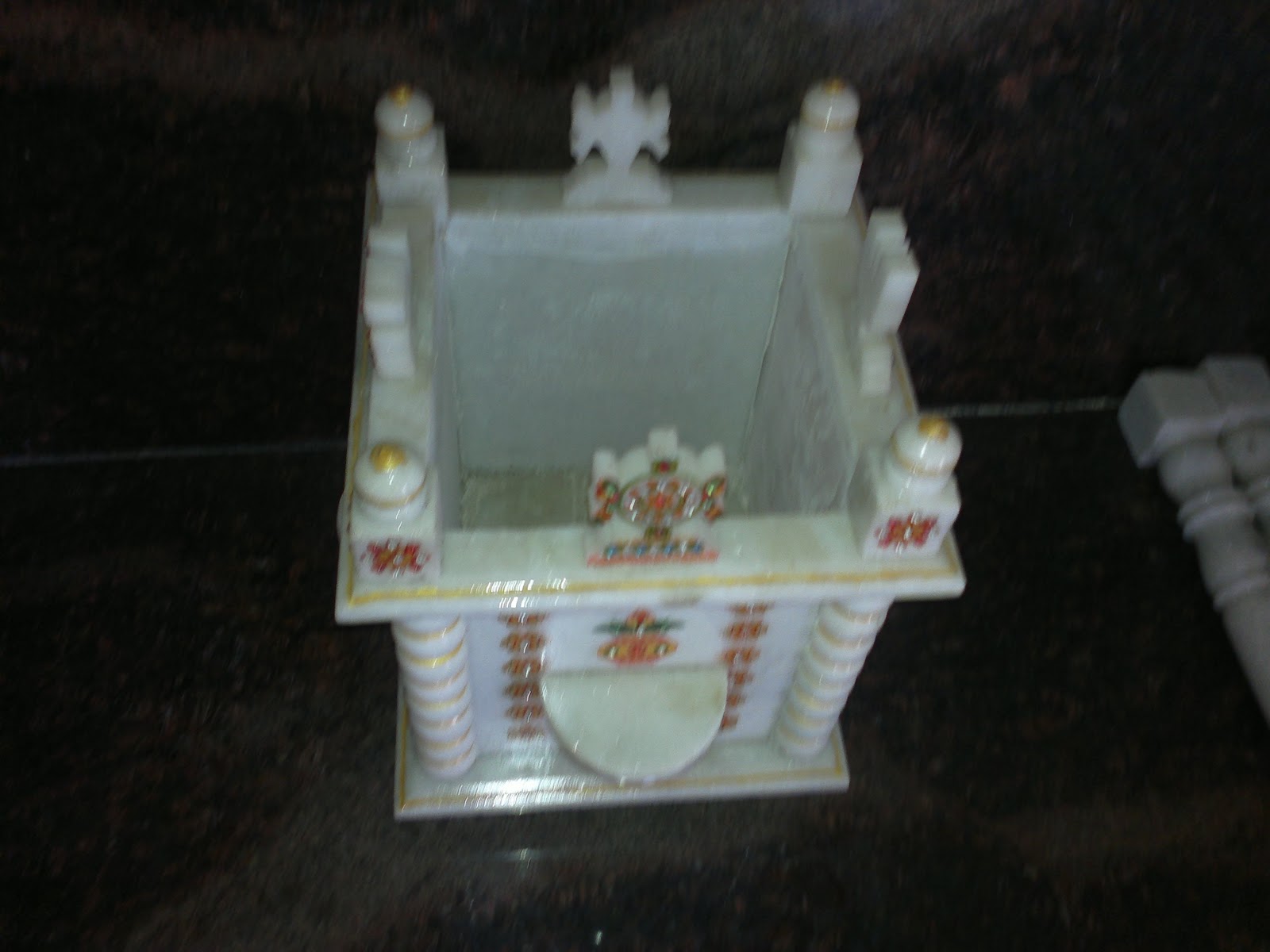 HARI OM MARBLES AND GRANITES: TULSI POT'S / KUNDA'S WITH PAINTINGS AND ...