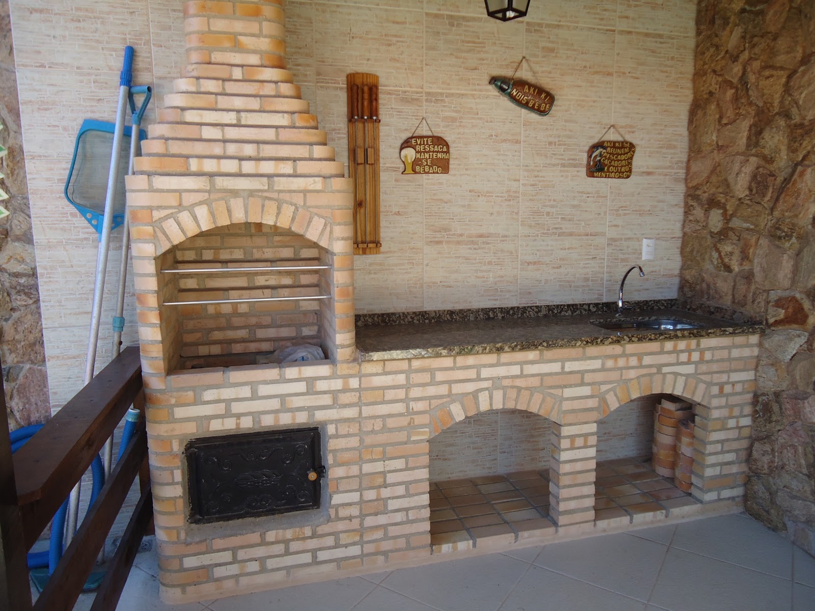 ZANI Churrasqueiras, telhados e projetos: Modelos de Churrasqueiras