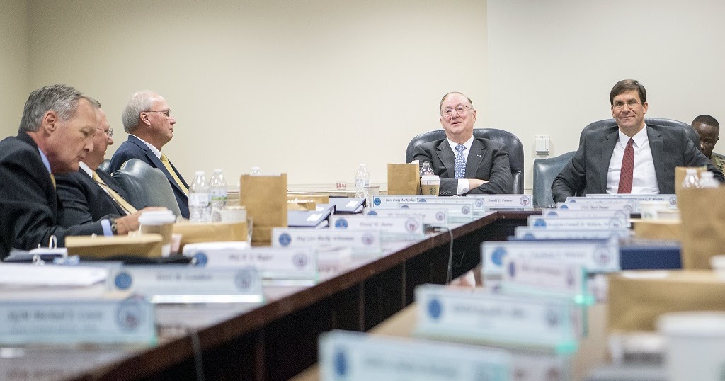 "Extenuating circumstances" nghĩa là gì?