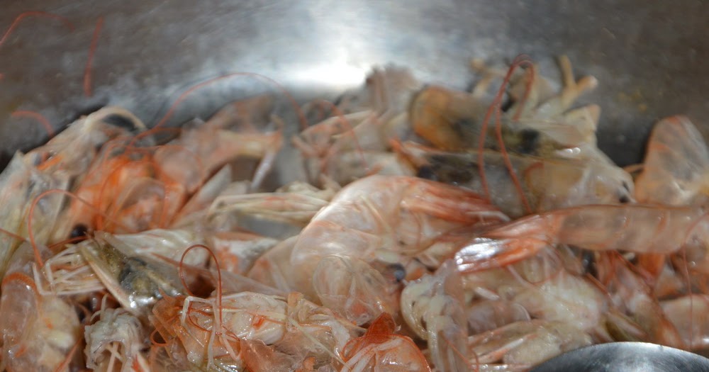 Diah Didi's Kitchen: Cara membuat Kaldu udang