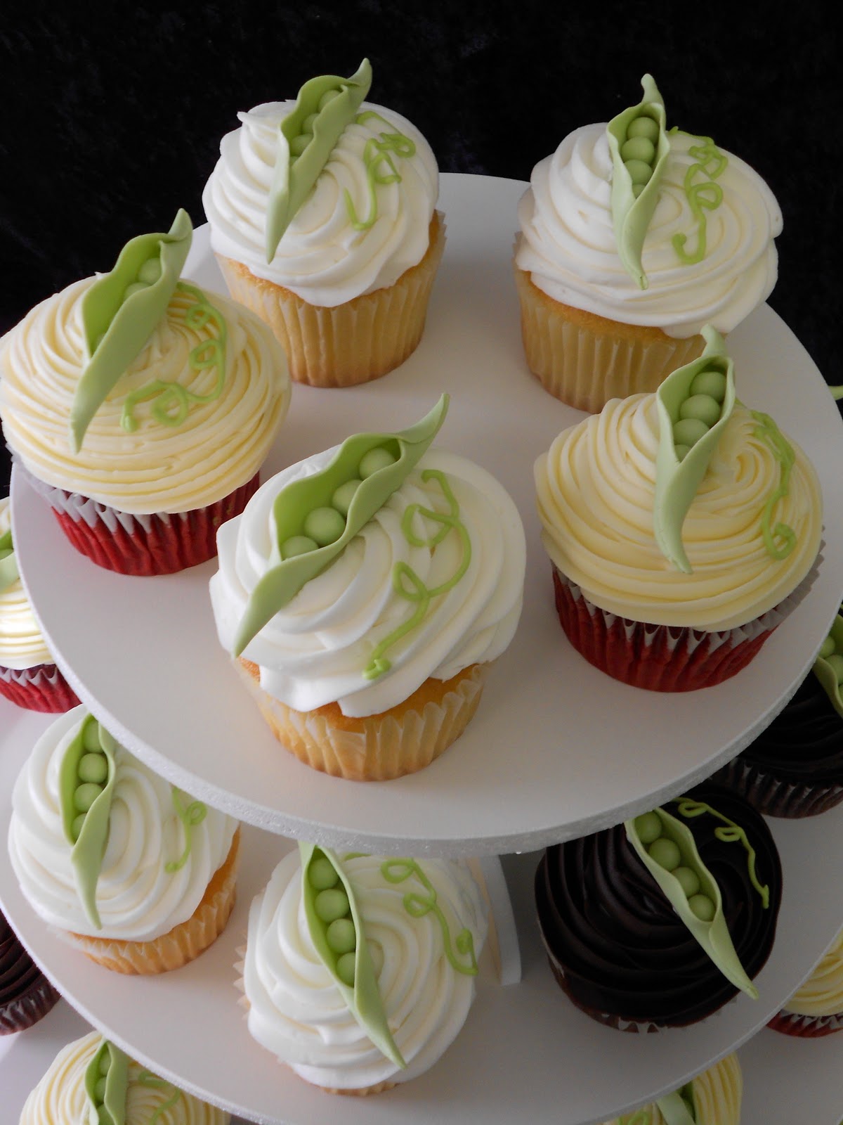 Cake Blog, Because Every Cake has a Story!: The many cakes, cupcakes ...