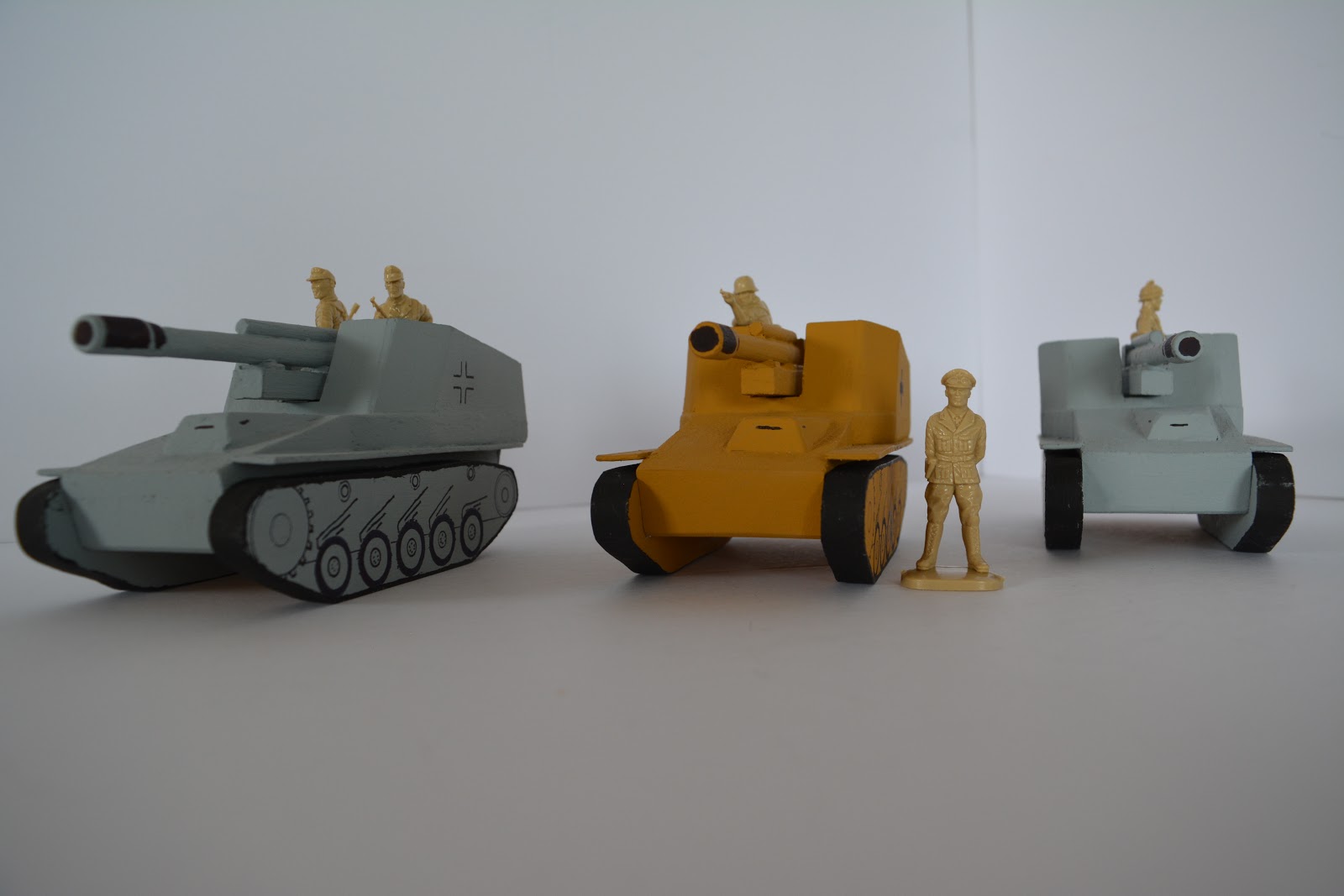 Petite Infanterie: A SdKfz 124 Wespe at 1-32 scale