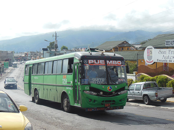 Joe's Excellent Adventure - Ecuador: The “Green Bus” Routes Through Cumbayá