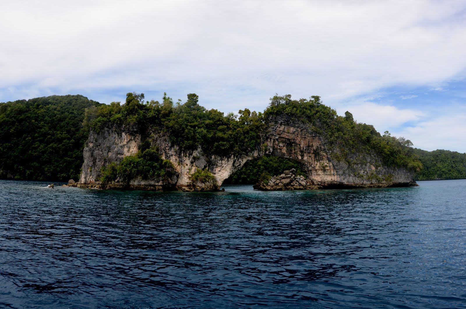 Adventure Thug: Republic of Palau