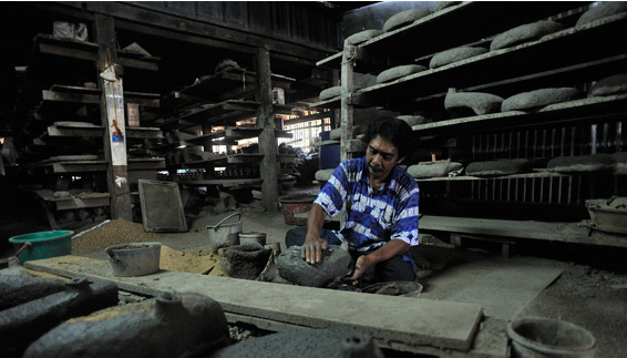 Proses Pembuatan Tembaga | Desa Kraf Terengganu