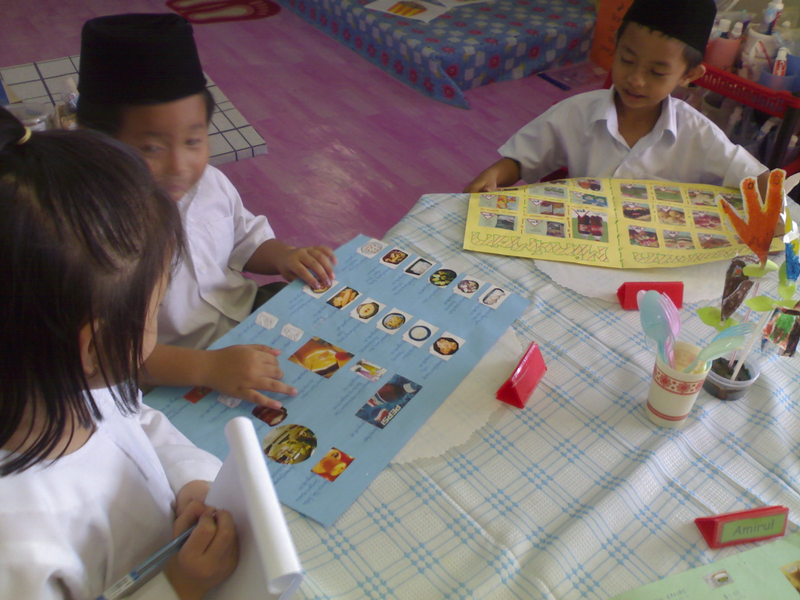 Prasekolah: Main Peranan - Restoran Bukit Udal
