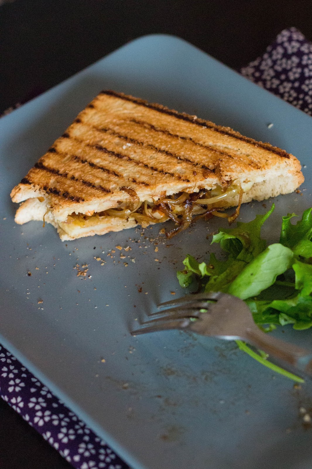 Crazy Green Fruits: Croque à la pomme et oignons caramélisés // Apple ...