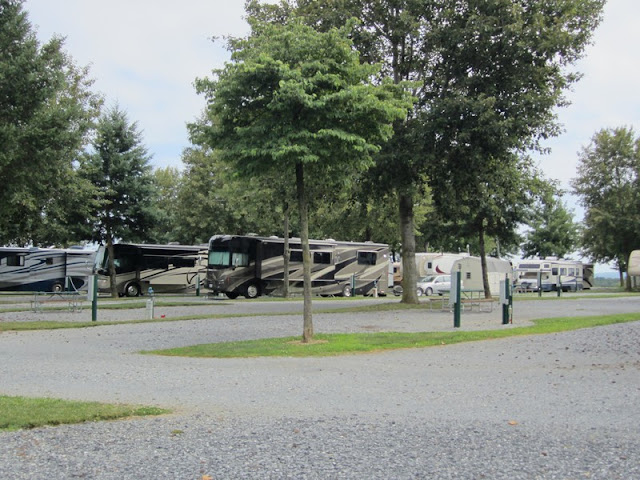 Meryl and Me Hit the Road : Pine Hill RV Park Campground, Kutztown ...