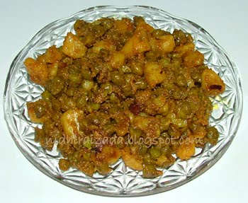 It's Indian Everyday: Choliya Aloo(Green Chickpea and Potato)