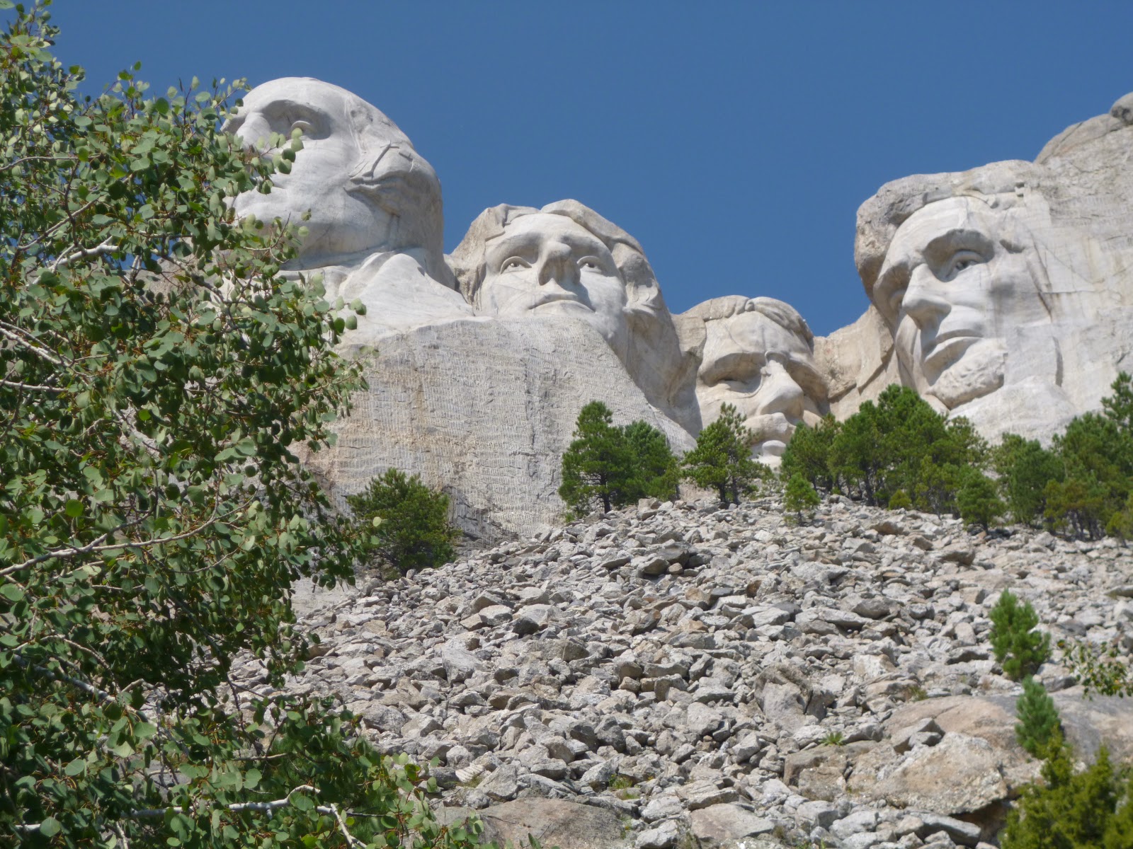 Edie's Cross Country Rambles: Mount Rushmore and the Crazy Horse Monument