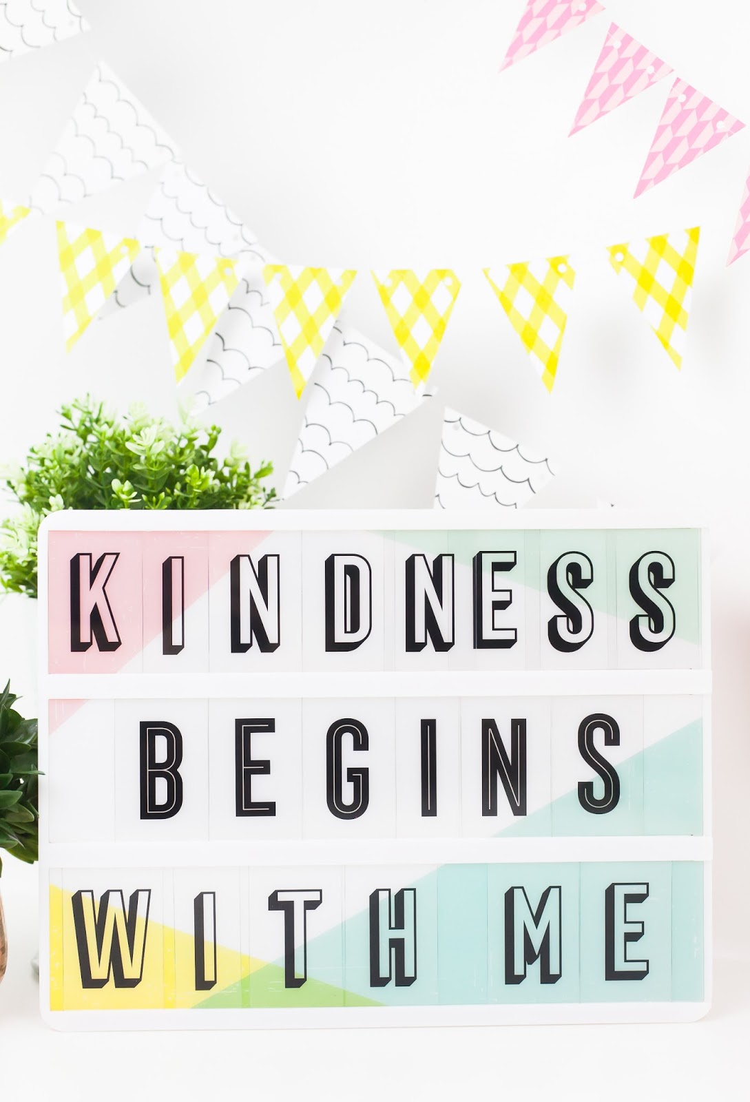 WORLD KINDNESS DAY I LIGHTBOX 4 - Simple Reflections of my Everyday