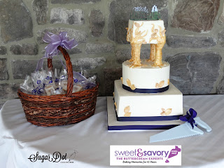 The cake was made by one of the ladies that I share the kitchen space ...