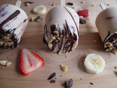 Pocketfuls: Banana split freezer pops (gluten-free, vegan)