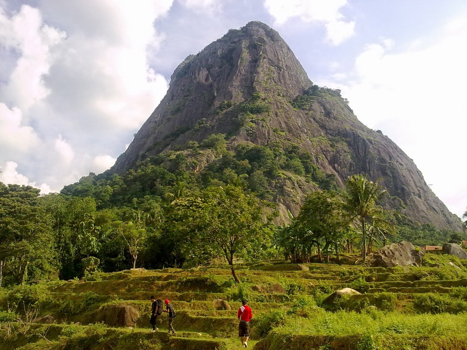 Gunung Parang, Panjat Tebing Tertinggi Kedua di Asia