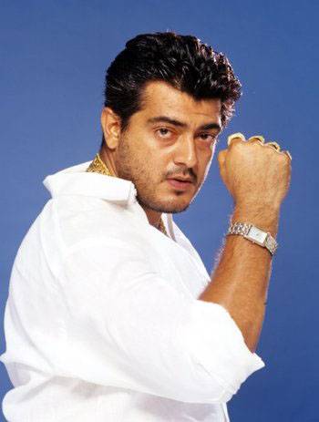 handycore: Latest Ajith Stills in Attagasam