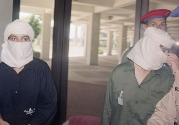 TENDAI TODAY: Gaddafi's Women Bodyguards: Photos Of The Amazonian Guard