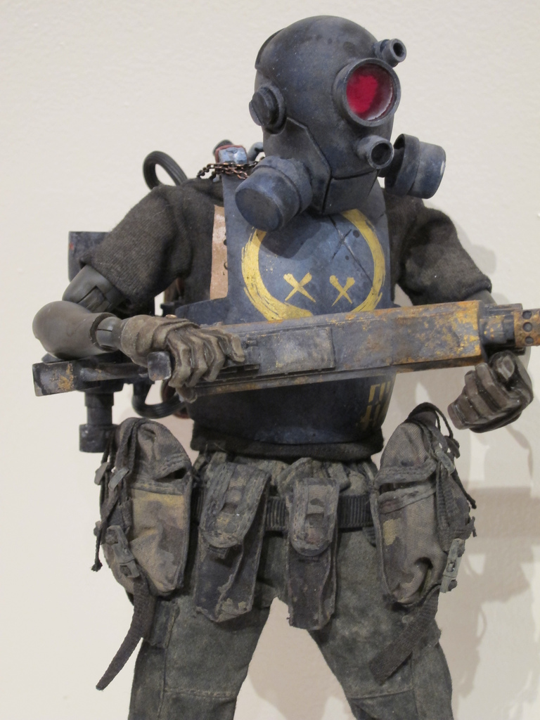 J.ME. (￣ε(#￣): I AM LEGION (threeA Custom Toy Show) @ 1:AM Gallery (11. ...