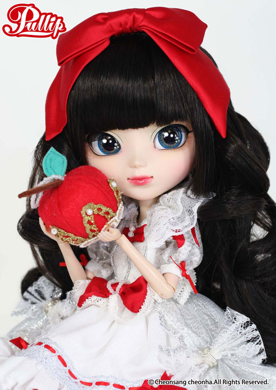 MoleDolls: New Pullip Doll - Snow White