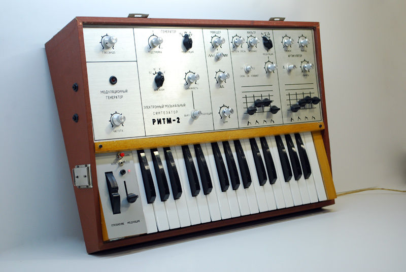 MATRIXSYNTH: RITM-2 VINTAGE USSR SOVIET ANALOG SYNTHESIZER SN 8614 ICIO ...