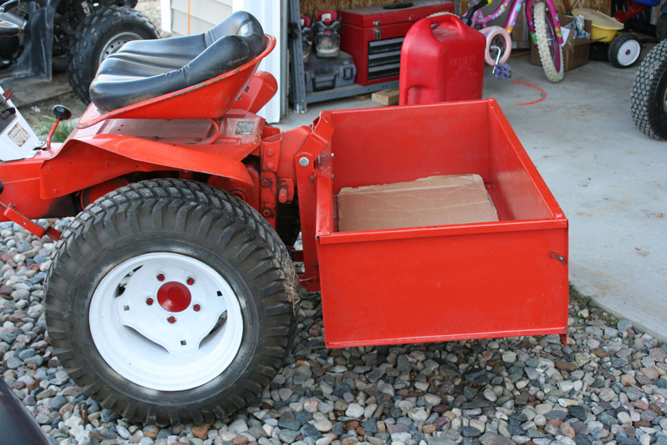 My Simplicity Tractors: 2009 - Simplicity Carry All Box