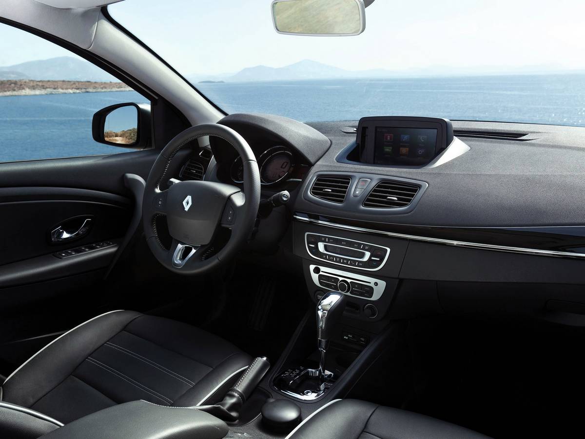 Linha reestilizada do Renault Fluence chega em 2014 acompanhada de ...