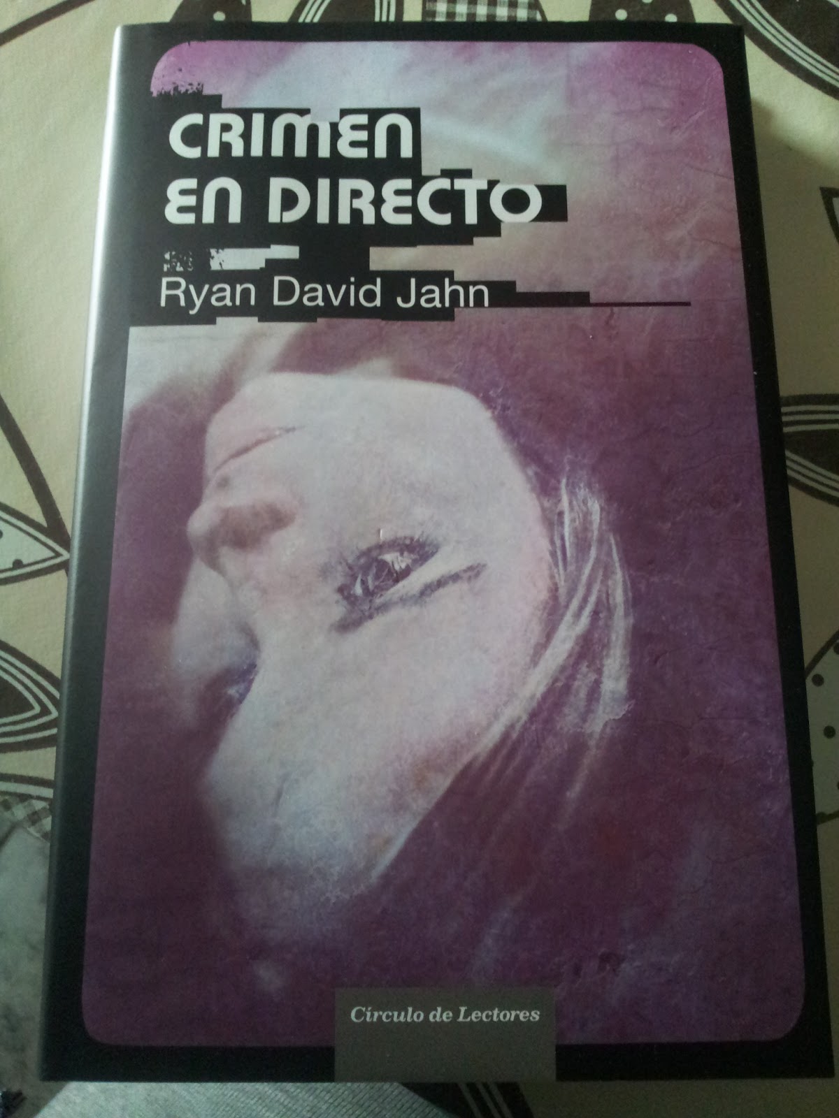 Viviendo entre libros: Crimen en directo, Ryan David Jahn.