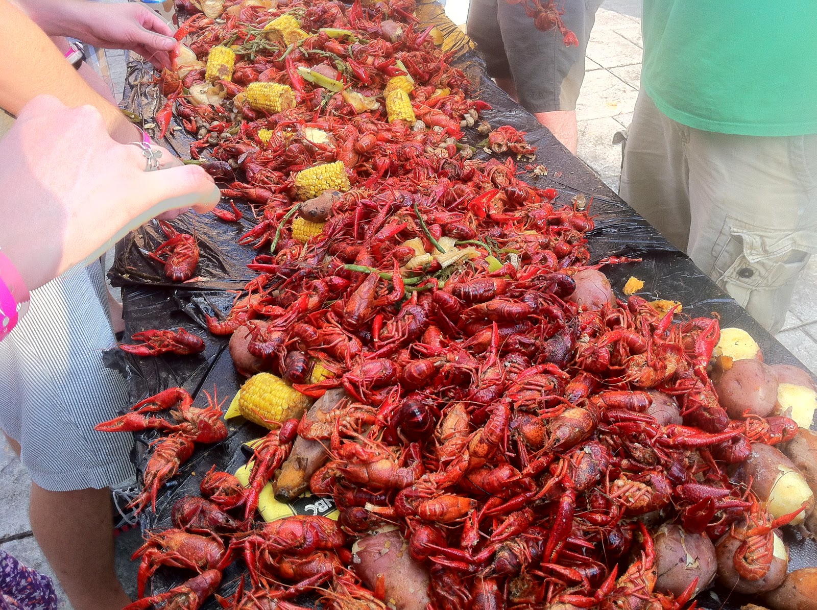 Bite and Booze: Third Row Crawfish Boil 2012