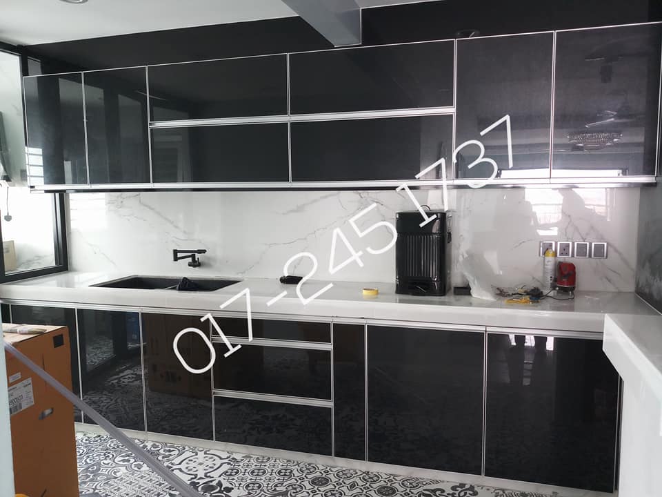 SPECIALIST MENGECAT / PLASTER SILING / RENOVATION